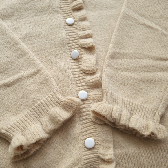 Sweaters | Nwt Pretty Garden Button Down Cardigan | Poshmark